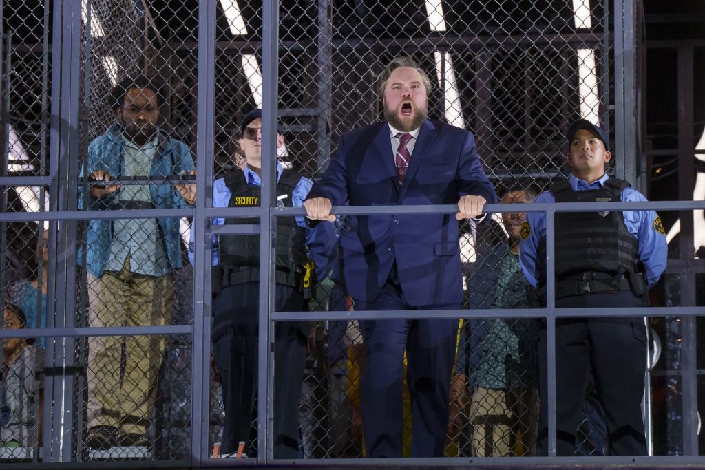 Review: "Fidelio" at Lyric Opera and "Leonora" at Chicago Opera Theater